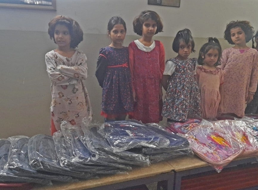 Lahore, Pakistan - Participating in Orphan Support Program & Mobile Fo ...